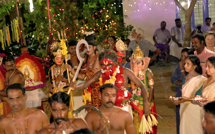 400+ Years Oldest Kuttichathan Temple| Karanayil Devasthanam