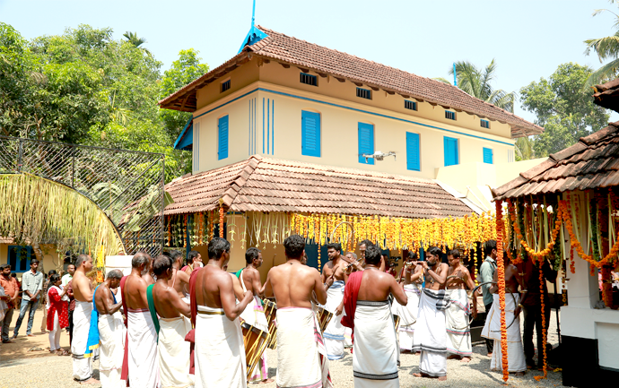 400+ Years Oldest Kuttichathan Temple| Karanayil Devasthanam